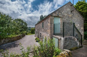 Town End Barn | Warslow Near Hartington, Peak District & Derbyshire ...