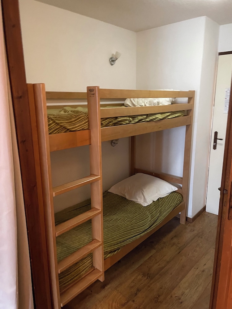 Luxury Studio With Easy Access To The 3 Valleys In A Beautiful Spa Town. - La Tania