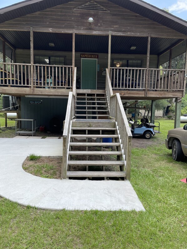 Sapelo Island- Private Home with all new flooring and a new outdoor ...