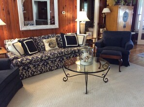 Large Family Friendly Mobile Bay Home Near Shopping, Dining and Grand ...