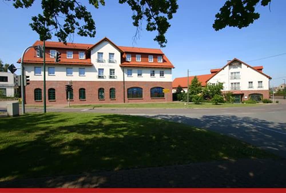 Hotel & Restaurant Zur Linde - Merseburg