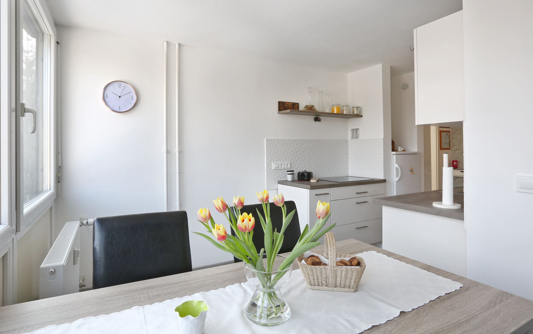 Apartamento Familiar, 2 quartos | Refeições no quarto