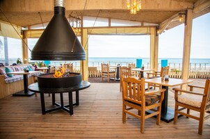 Área de estar no saguão