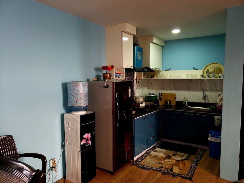 Studio House With A Backyard, Jhamsikhel Kathmandu - Kathmandu