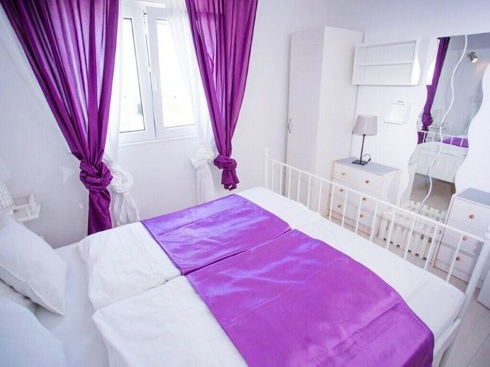 Apartments Suzana, (15518), Novi Vinodolski, Croatia - Klenovica