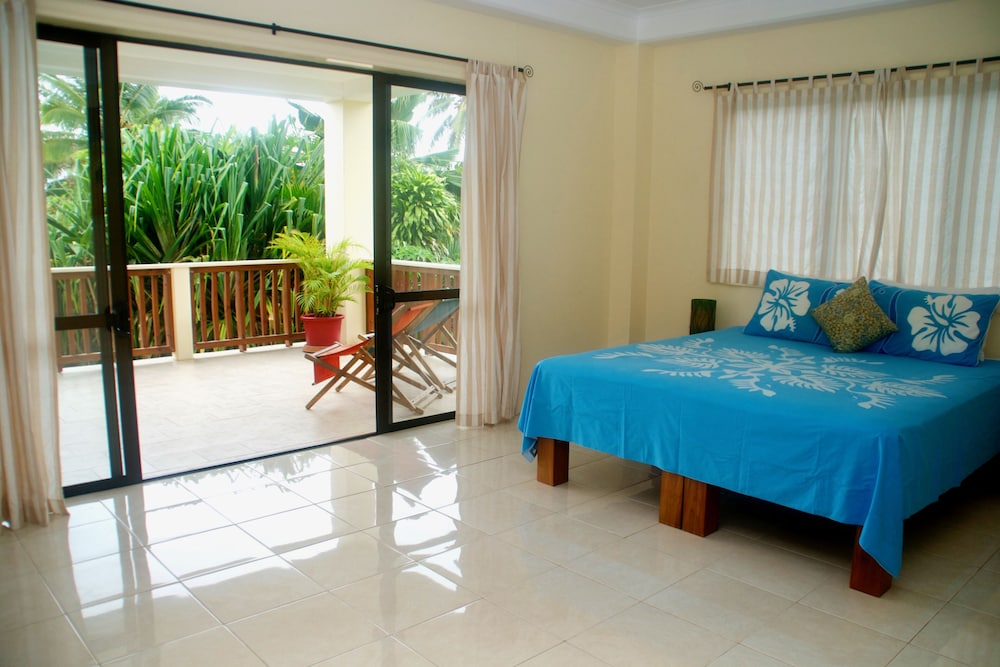 Matahere's Downstairs Muri - Cook Islands