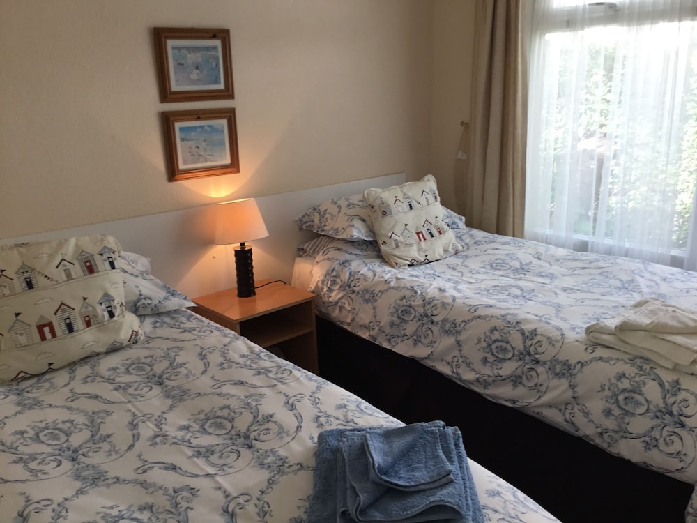 Dos Habitaciones De Planta Baja En Cove Holiday Park - Dorset
