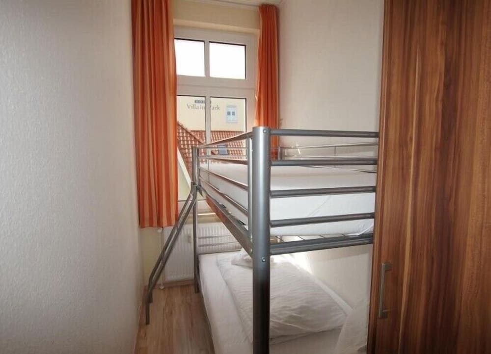 Rosenzweig - Ferienwohnung Für 6 Personen Und Hund - Wangerooge