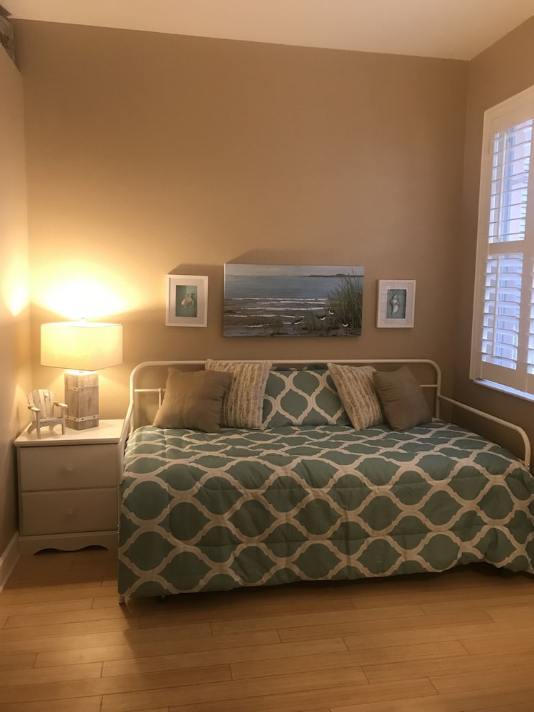 Seeing Is Believing! Incredible Boca Vista Harbor Waterfront Condo! - Boca Grande, FL