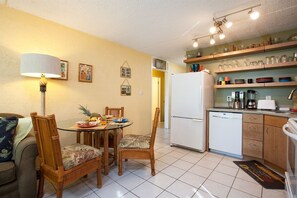 PUAKO CONDO 101 ~ 3 BR ~ Ground Floor Unit ~ Pool - Puako | Vrbo