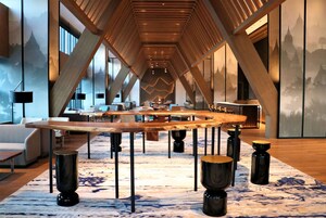 2 bares/lounges, bar ao lado da piscina