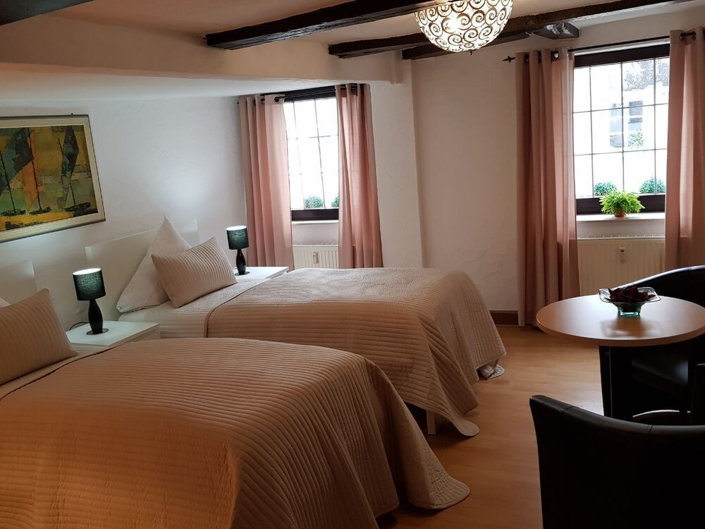 Hotelbetriebe Güldenhaupt Gmbh - Arnsberg