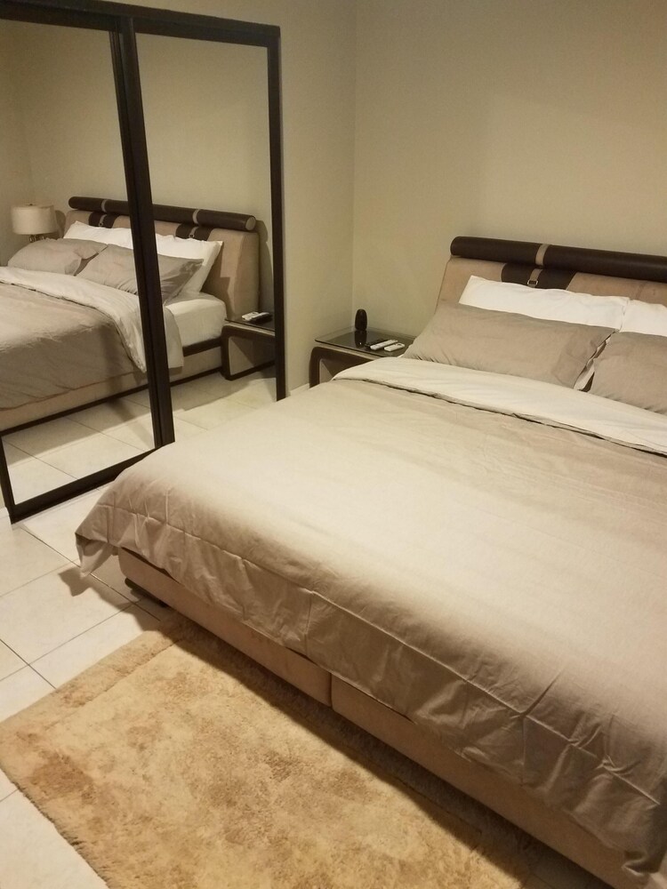 ***Your Home Away From Home!!*** - Kingston