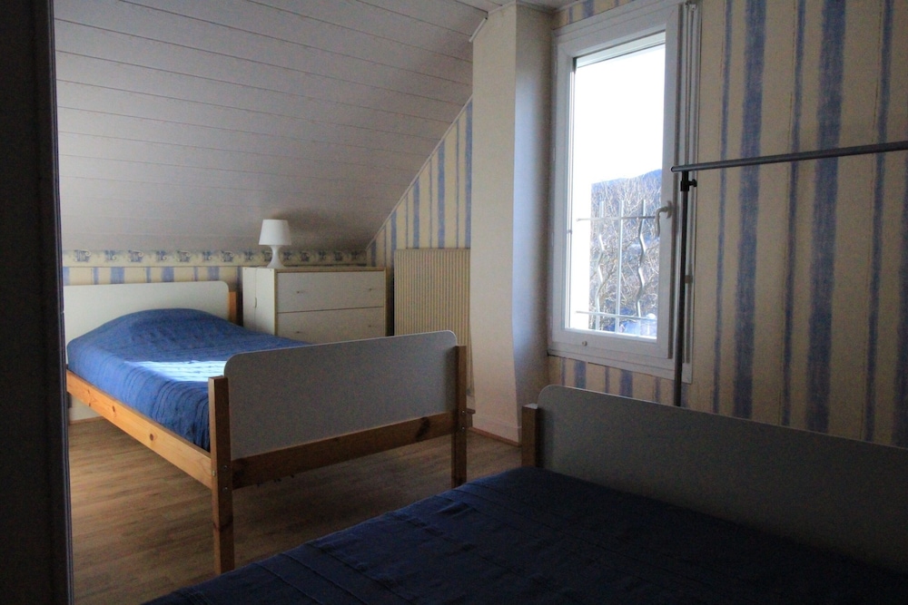 Maison Calme Proche La Bourboule Le Mont Dore Idéale Pour Rando, Visite, Repos. - Orcival