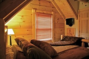 Beautiful Cabin w/River Lot! - Ashe County | Vrbo