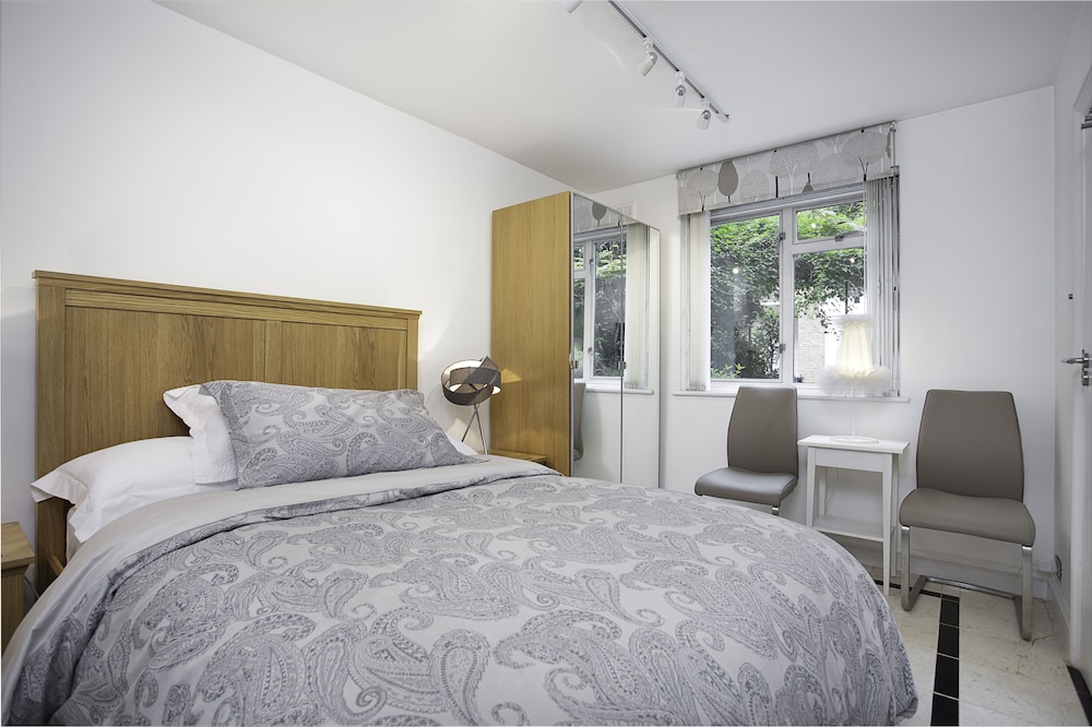 Luxury Spacious Beautiful Town House In The Heart Of London - Chelsea, Londra