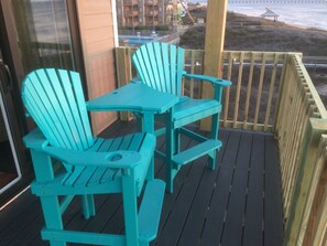 WaveHi! -- Oceanfront! Wave Hi To The Surf From Your Private Deck ...