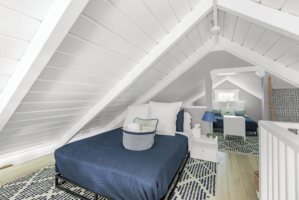 Privacy And Views On Nantucket Island - Nantucket, MA