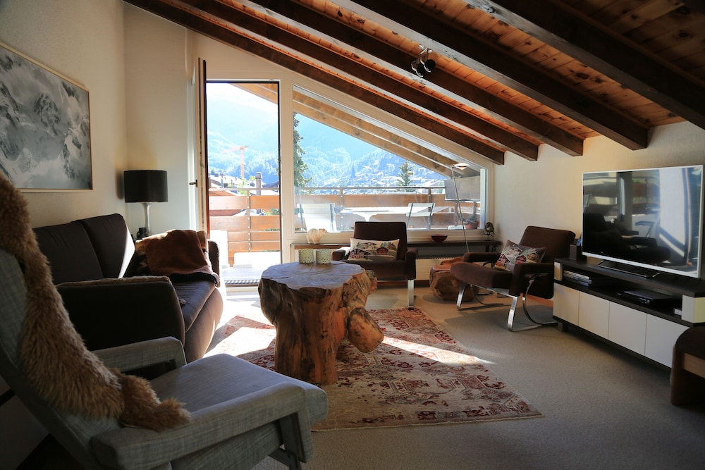Troisième Confortable Appartement Mansardé 5 Pièces Avec Vue Sur Le Cervin - Zermatt