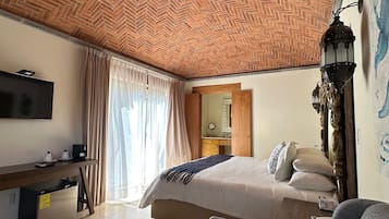 Quarto Premium | 1 quarto, roupa de alta qualidade, edredões de penas, cofre no quarto
