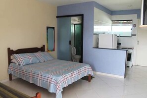 Quarto Duplo ou Twin Básico, 1 cama de casal, não fumadores | Wi-fi grátis, roupa de cama fornecida 