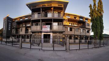 Fachada da propriedade