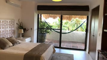 Quarto casal standard, 1 cama de casal | Ferros/tábuas de passar roupa, Wi-Fi de cortesia, roupa de cama