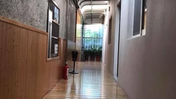 Entrada (vista interior)