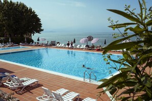 Piscina exterior