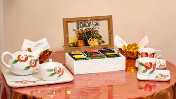 Café da manhã com buffet grátis todos os dias