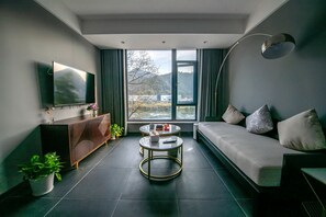 Quarto Duplo Premier, vista para o rio | 1 quarto, secretária, cortinas/cortinados opacos, Wi-fi grátis