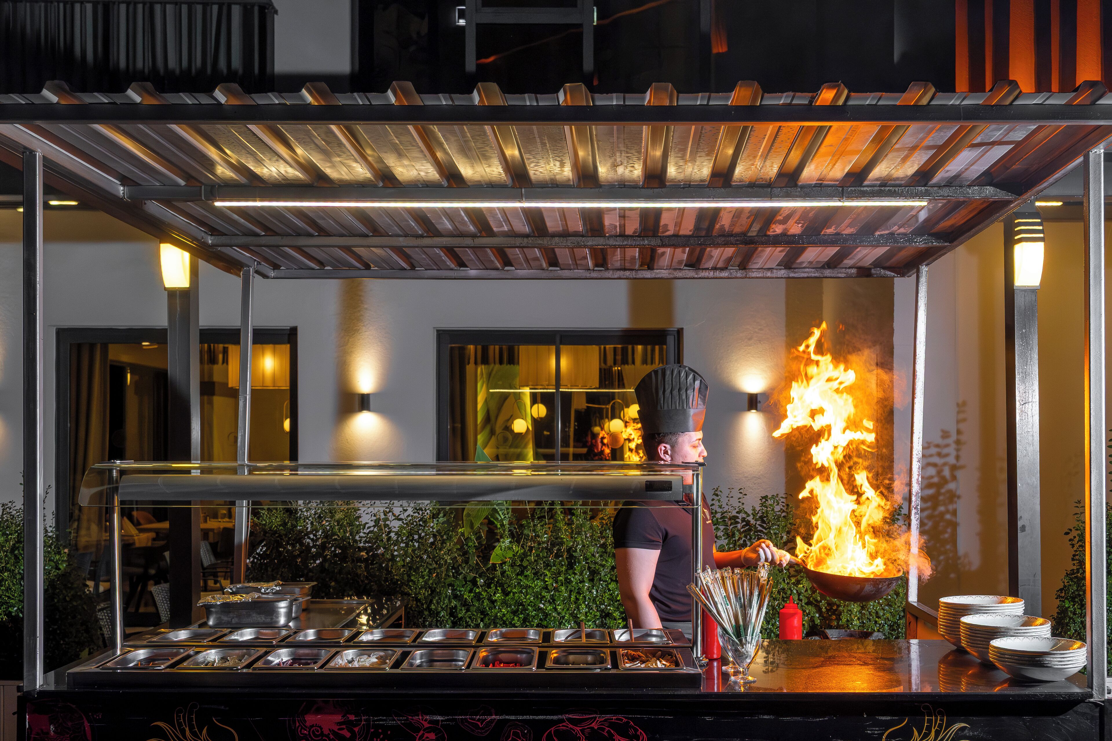 3 restaurantes: opção de café da manhã, almoço e jantar