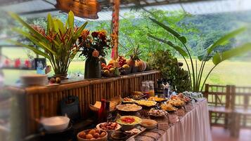 Buffet de pequeno-almoço
