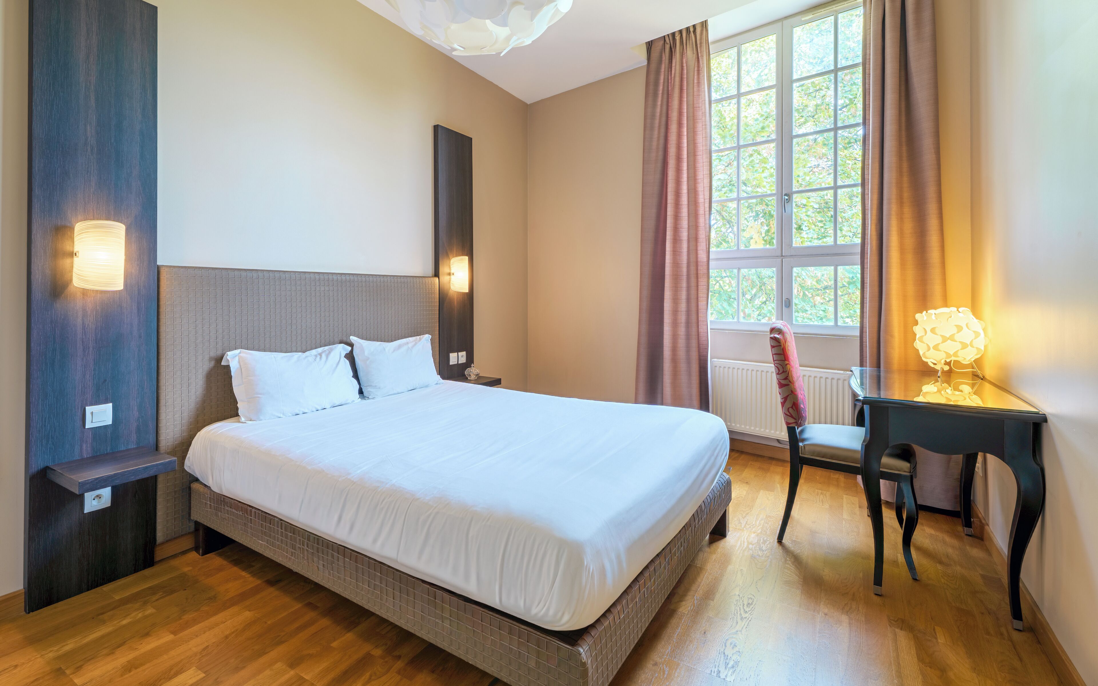 Confort Trio | Individualmente decorados, individualmente mobiliados, cortinas blackout