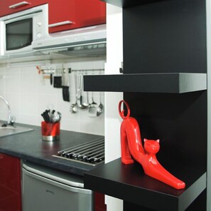 Cosy Duo | Cozinha privada | Geladeira, micro-ondas, fogão, cooktop