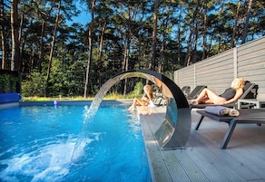 Piscina interior/exterior