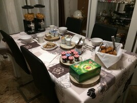 Pequeno-almoço continental diário incluído 