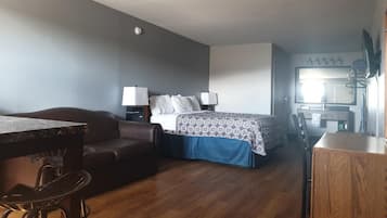 1 quarto, com decoração personalizada, com mobília individualizada