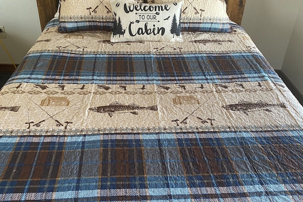 Cabana de Madeira Standard, 2 camas queen-size, não fumadores, vista para o lago | Cortinas/cortinados opacos, ferro/tábua de engomar, Wi-fi grátis