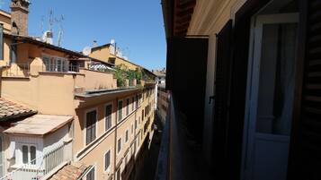 Quarto Quádruplo | Vista para a cidade