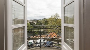 Apartamento Estudio com Varanda e vista Rio - 2º Andar | Vista da varanda