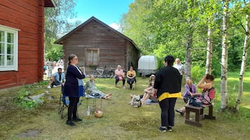 Apartamento Romântico, 2 quartos | Vista para o jardim