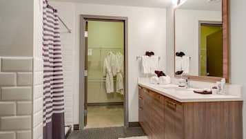 Apartamento (3 Bedrooms) | Casa de banho | Sabão