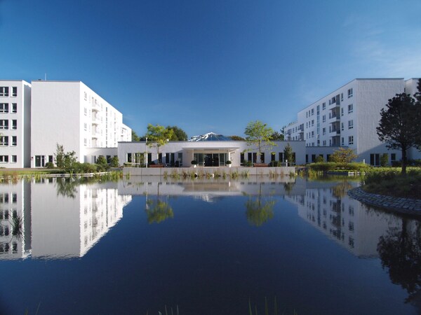 New Living Home Residenzhotel Hamburg - Hamburg