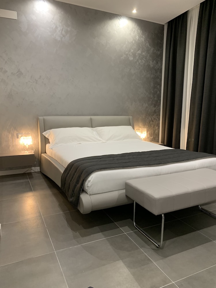Aparthotel Bossi - Milan