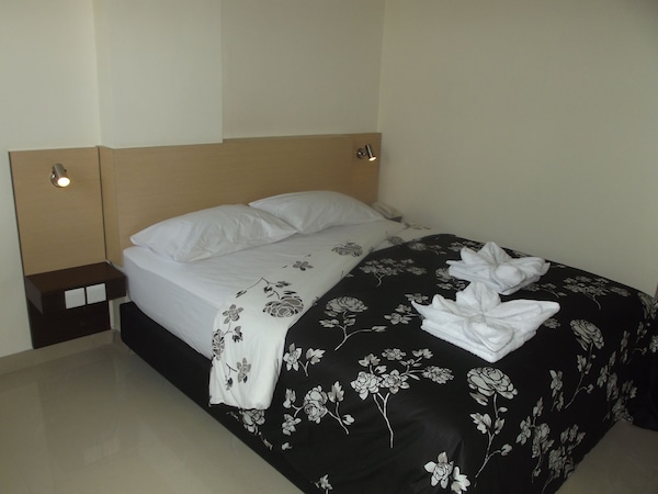 Manado Inn Hotel - Manado
