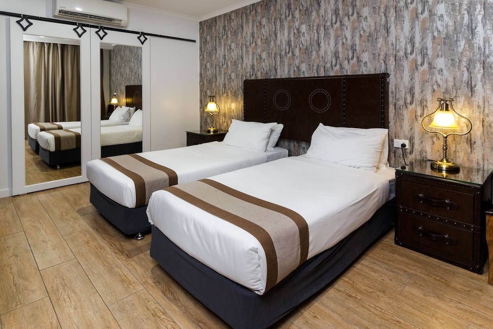 Opal Ridge Motel - Queensland