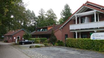 Fachada da propriedade