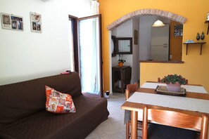 Casa, 1 quarto, vista para o vale | Sala de estar | TV de ecrã plano 