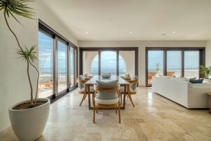 Penthouse Deluxe, 1 quarto, vista para o mar | Vista do quarto